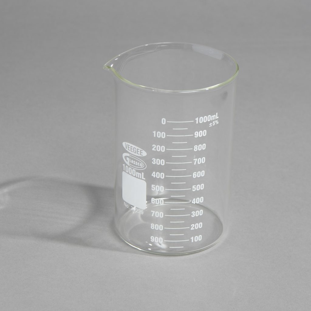 VEE GEE 1L Glass Beaker – Beau Photo Supplies Inc.